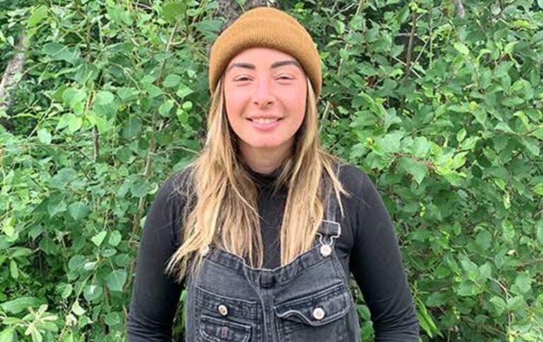 Stephanie Connell: Biography, Age, Career, Family, and Net Worth 2024 ...